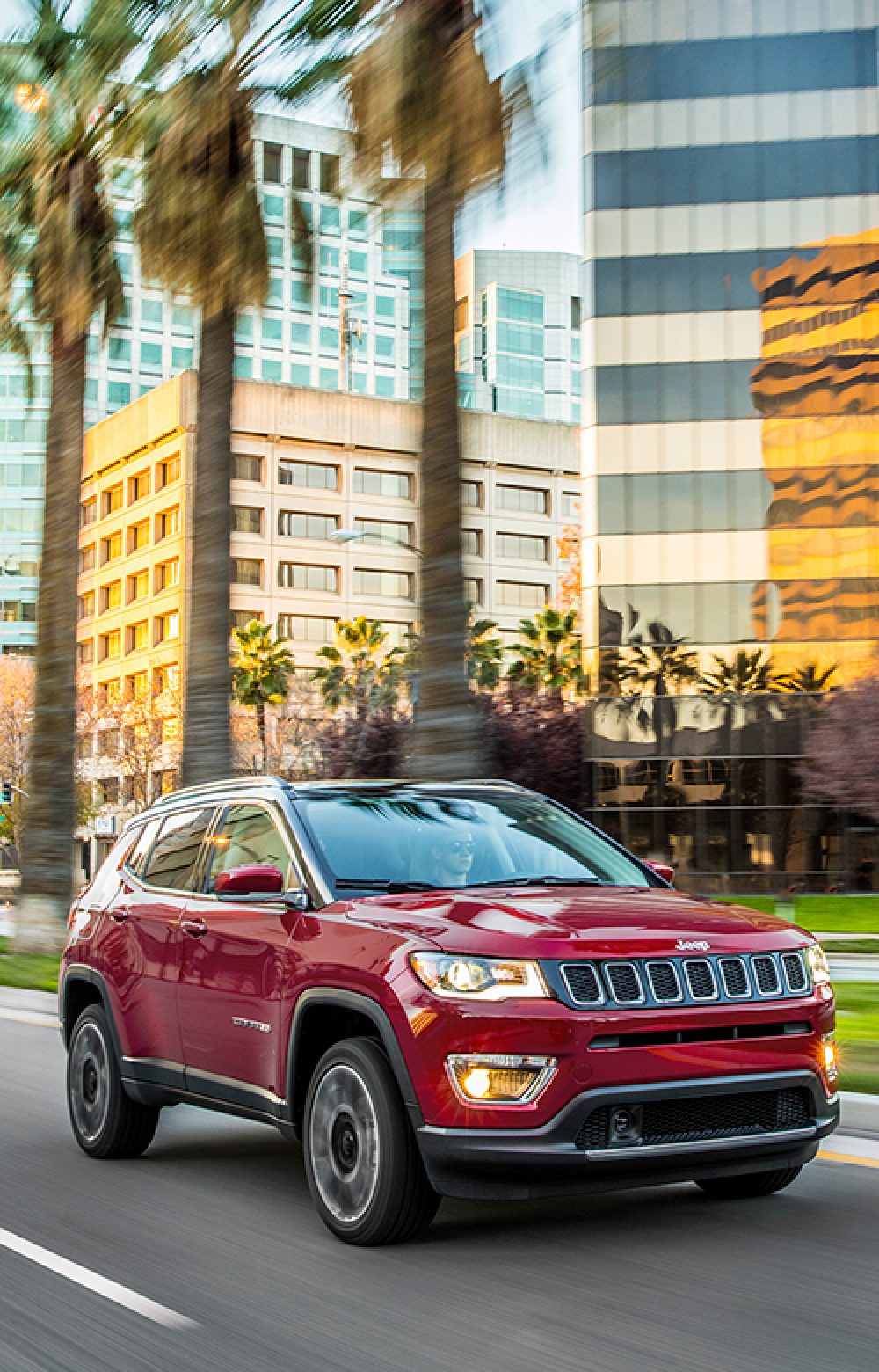 Jeep® Compass - Small SUV With 4x4 Capability