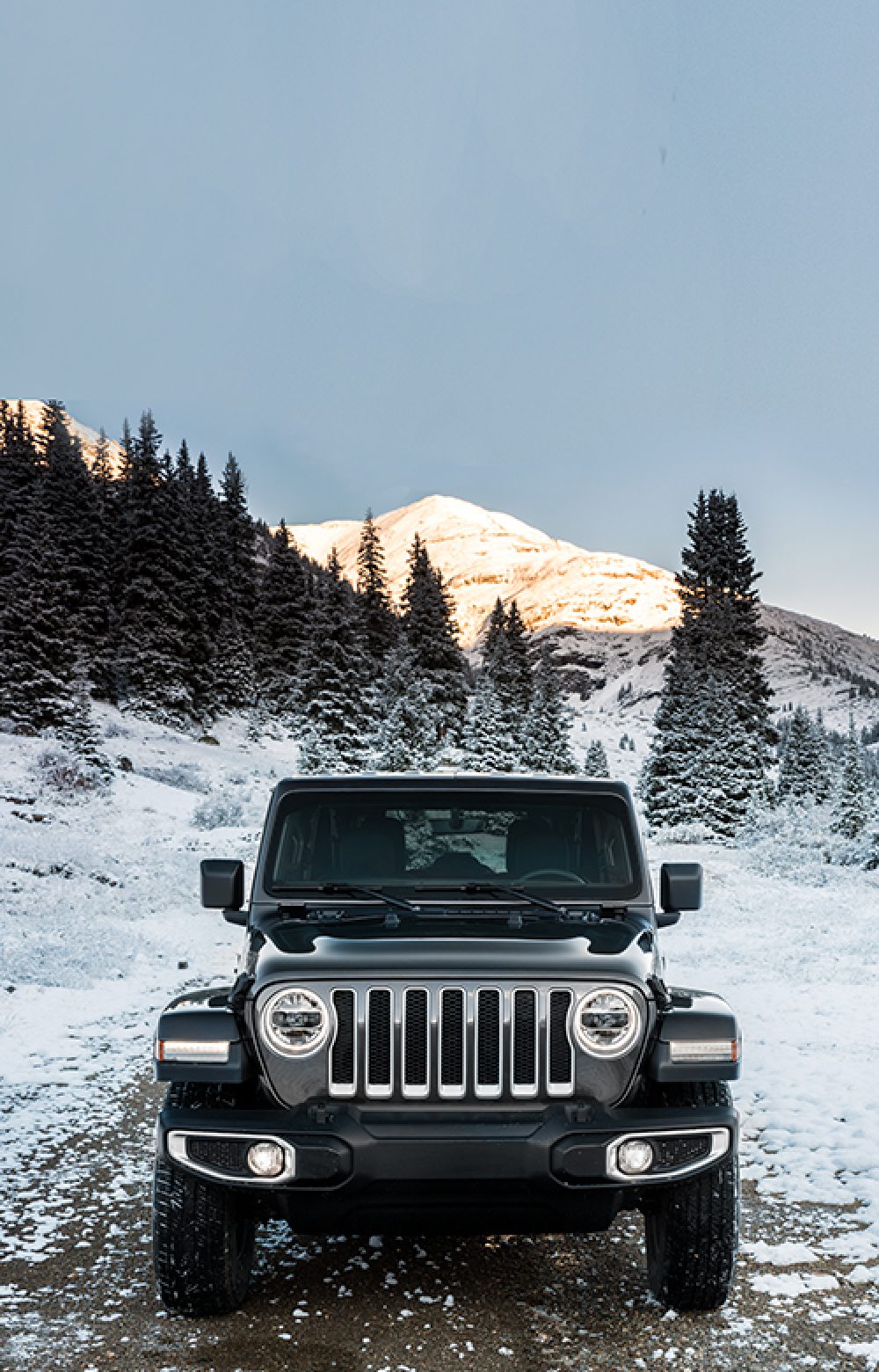 Jeep® Wrangler - Midsize SUV With 4x4 Capability